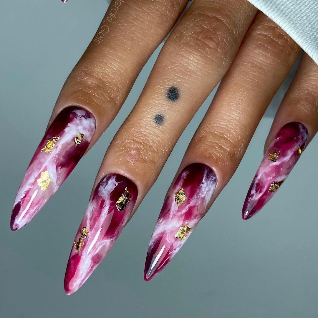 How to Do Marble Nails: 5 Options + 47 Design Ideas